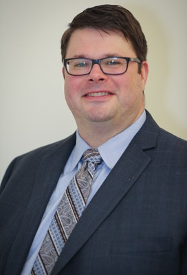 Dr. Snyder to Offer First Honors Lecture at CRACS Convocation